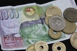 The Most Amazing Ultimate Vocab Guide to Money in Spanish