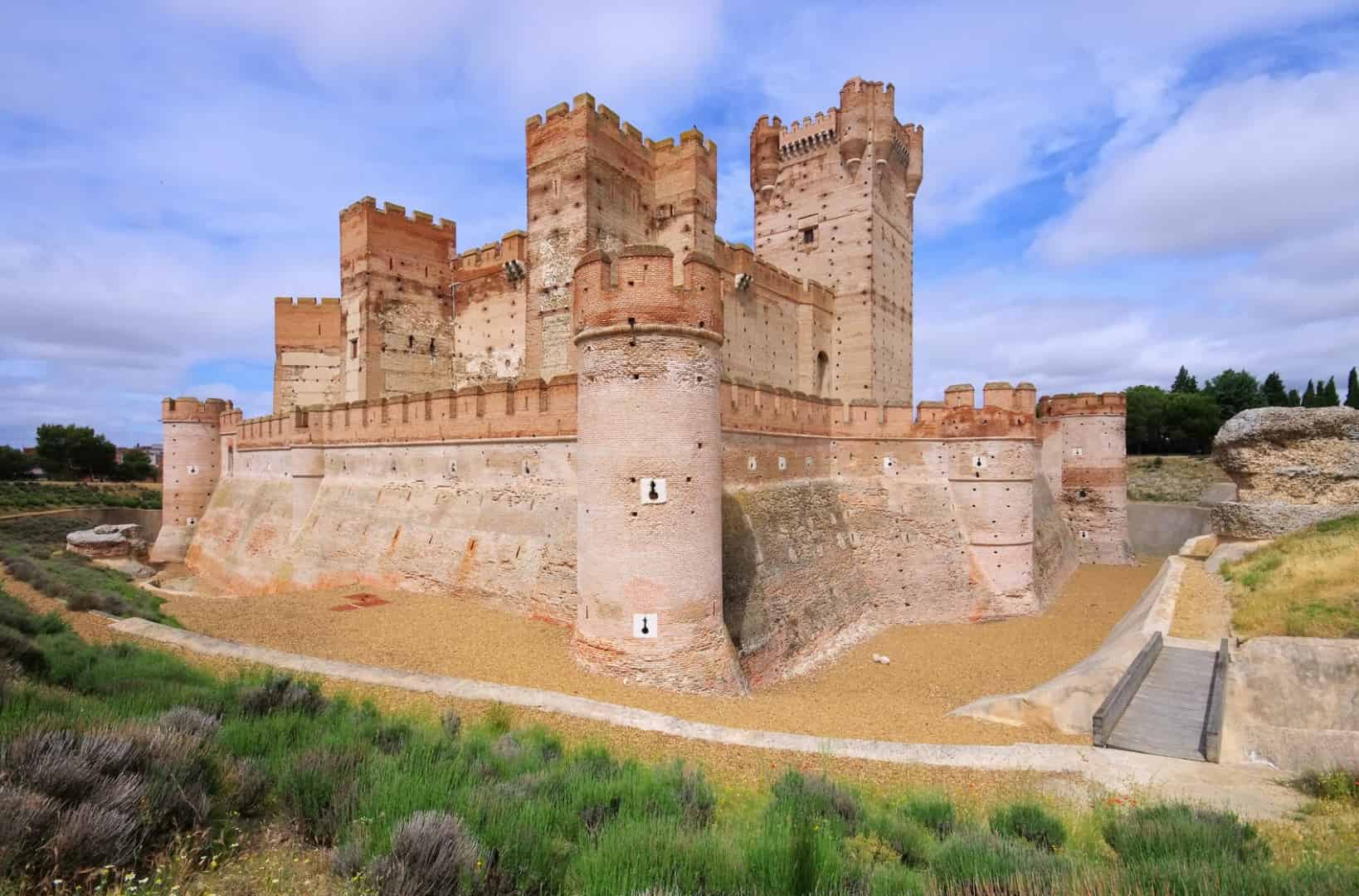 12 Breathtaking Castles in Spain