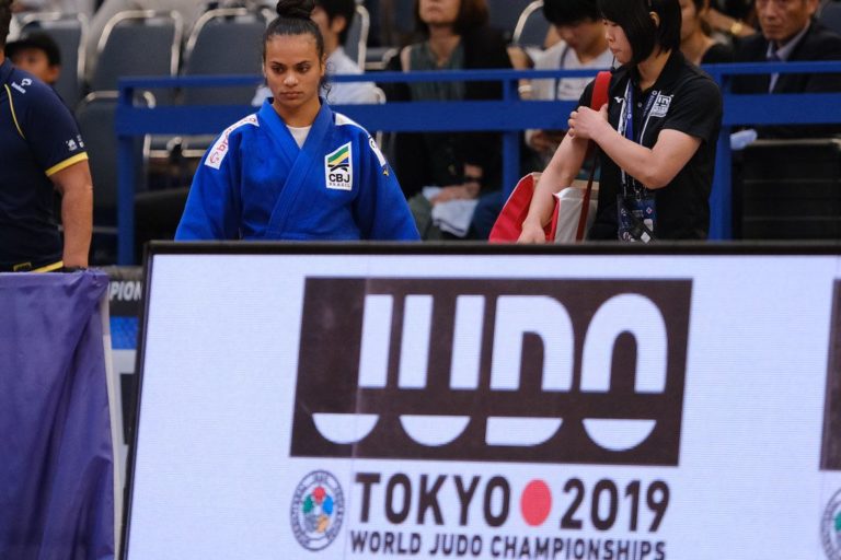 15 Latina Female Athletes Who Were Game-changers