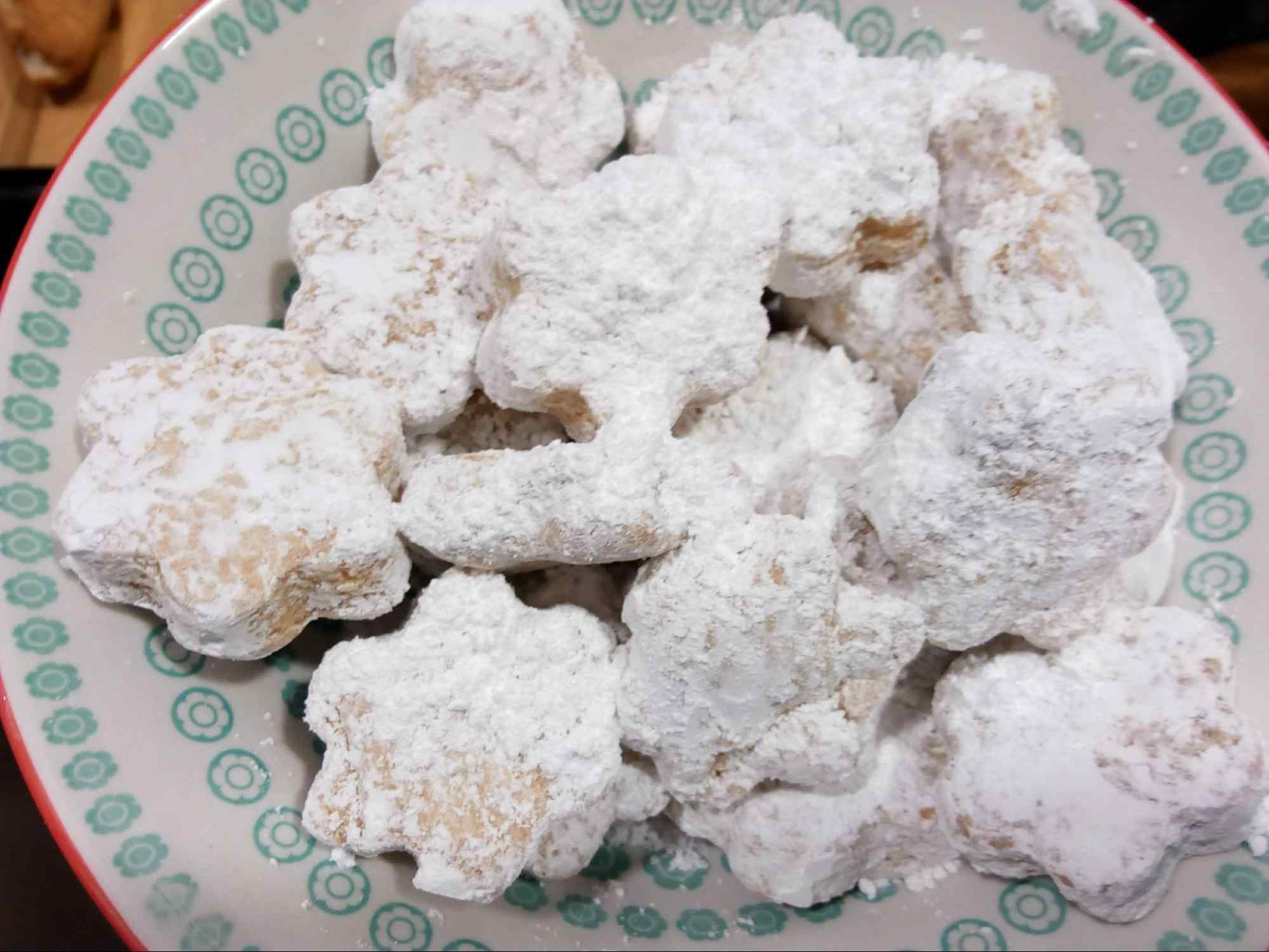 A Spanish Guide to Holiday Cookies