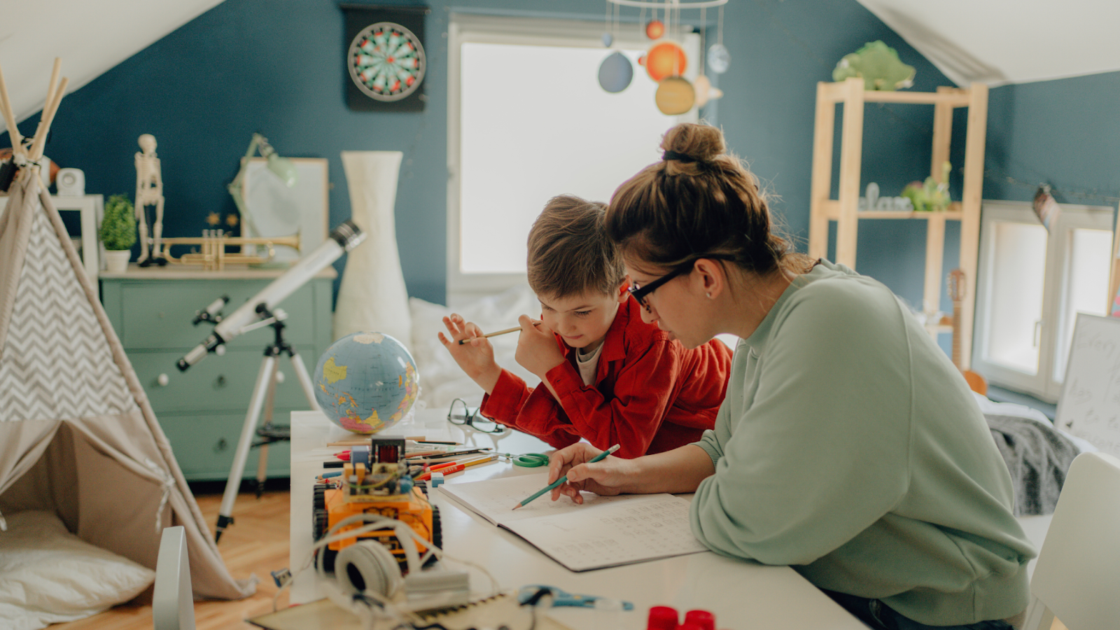 How You Can Encourage Your Child To Speak Spanish at Home